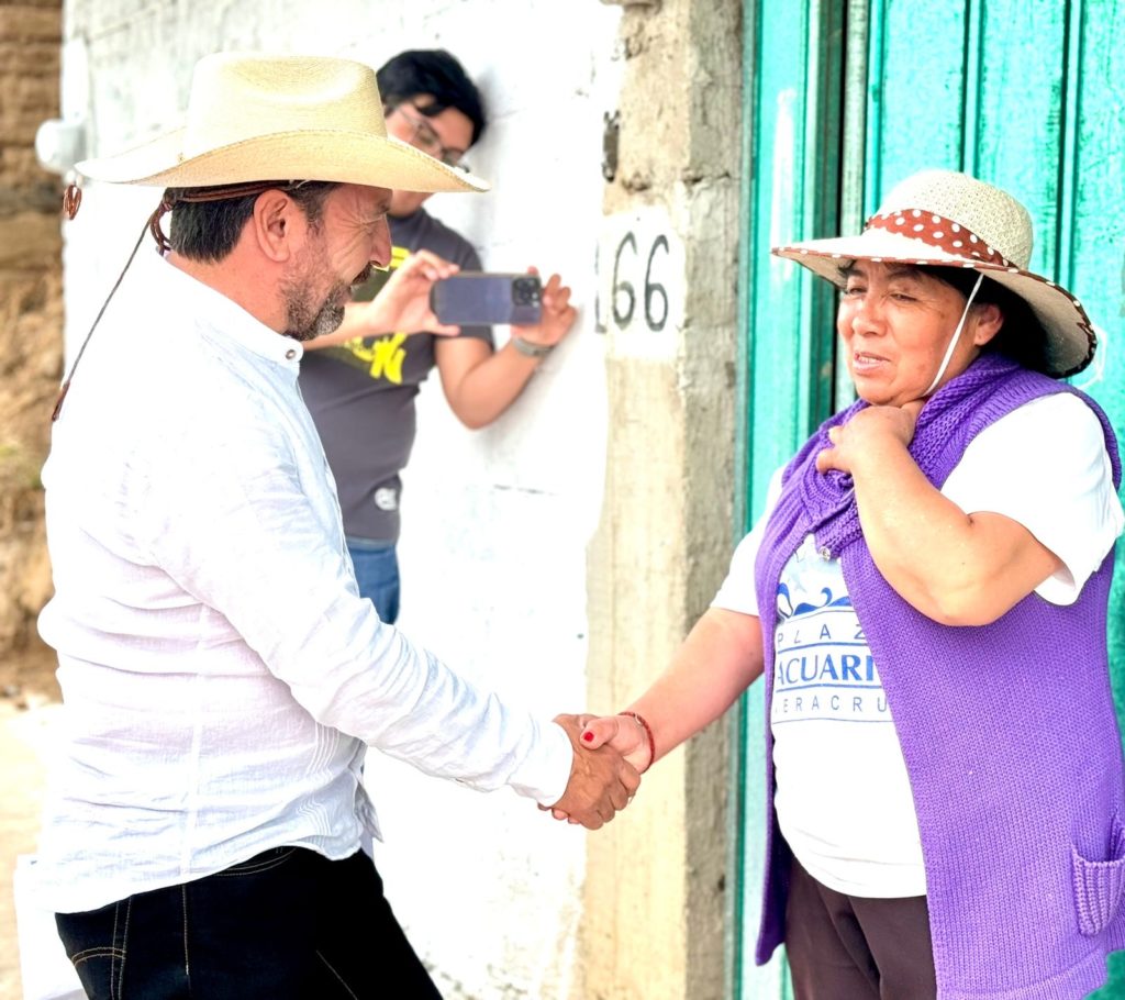 Se proclama triunfo de Ray Vázquez